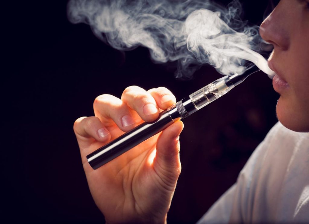 Commercialisation de la cigarette électronique : le tour de vis - L ...