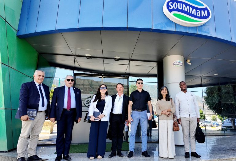 Une délégation de la Banque mondiale en visite à la Laiterie Soummam ...